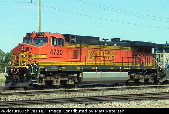 BNSF 4720